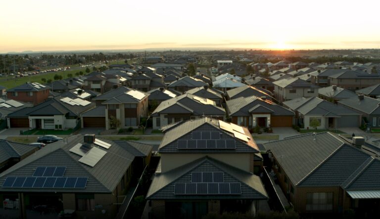 Solar Panel Direction by Zip Code: From Sunrise to Sunset